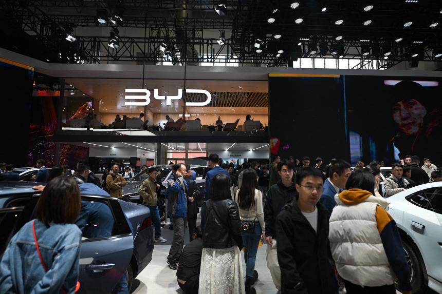 BYD leads Chinese car brands past Ford and Chevy in global sales | The ...
