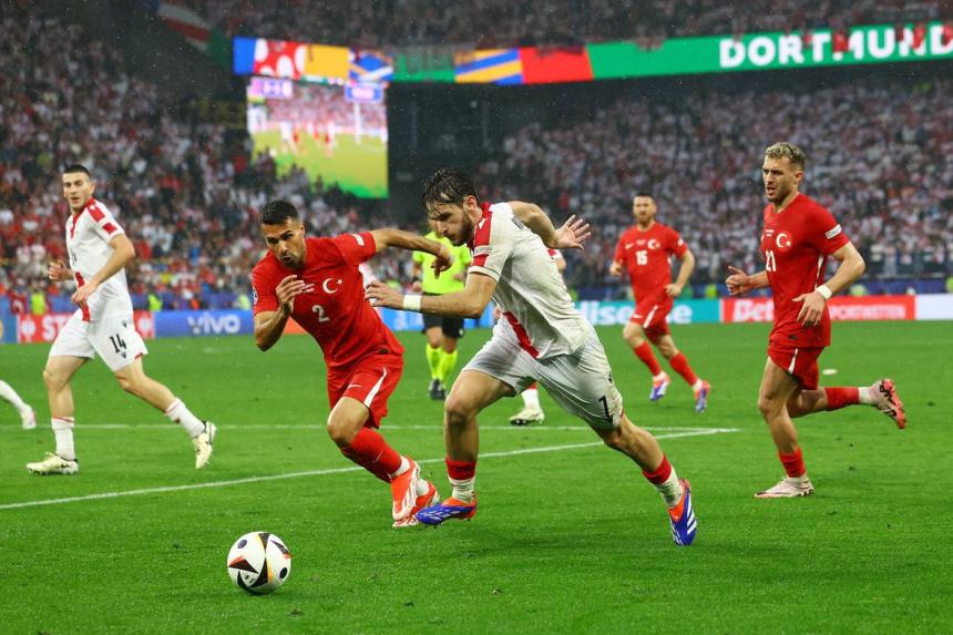 Czechs aim to attack more, shackle Georgia's 'Kvara-dona' | The Straits ...