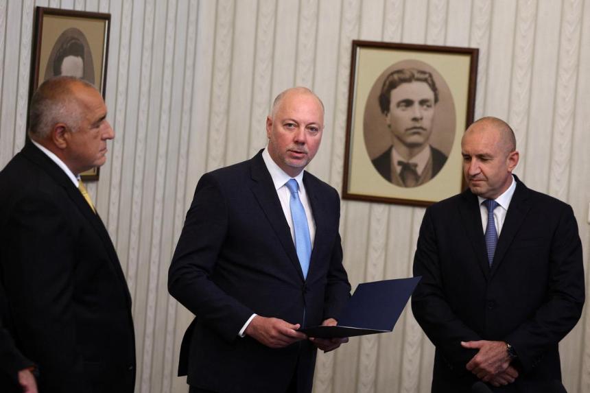 Bulgaria's centre-right GERB party to try to form minority government ...