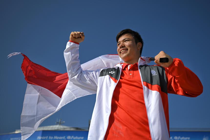 S’porean kitefoiler Max Maeder granted NS deferment for 4 years | The ...