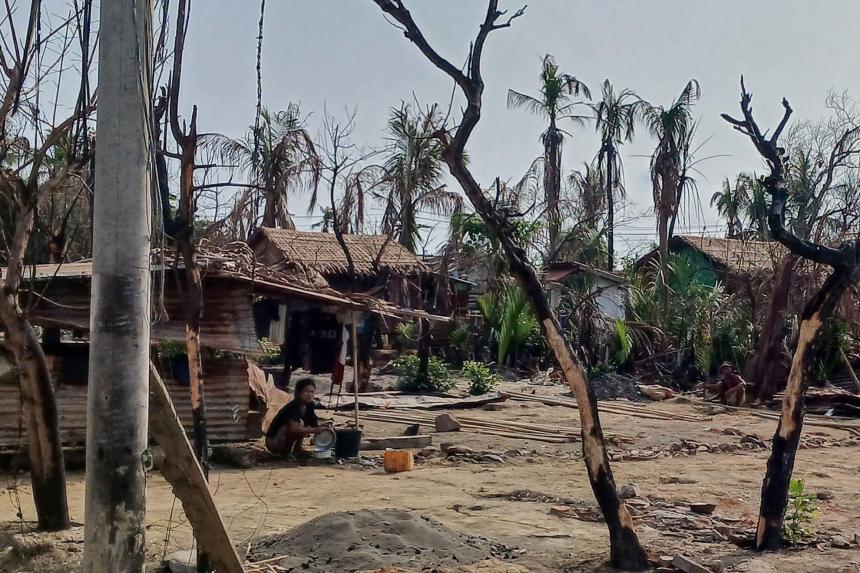 Myanmar ethnic fighters battling way into key town in the north | The ...