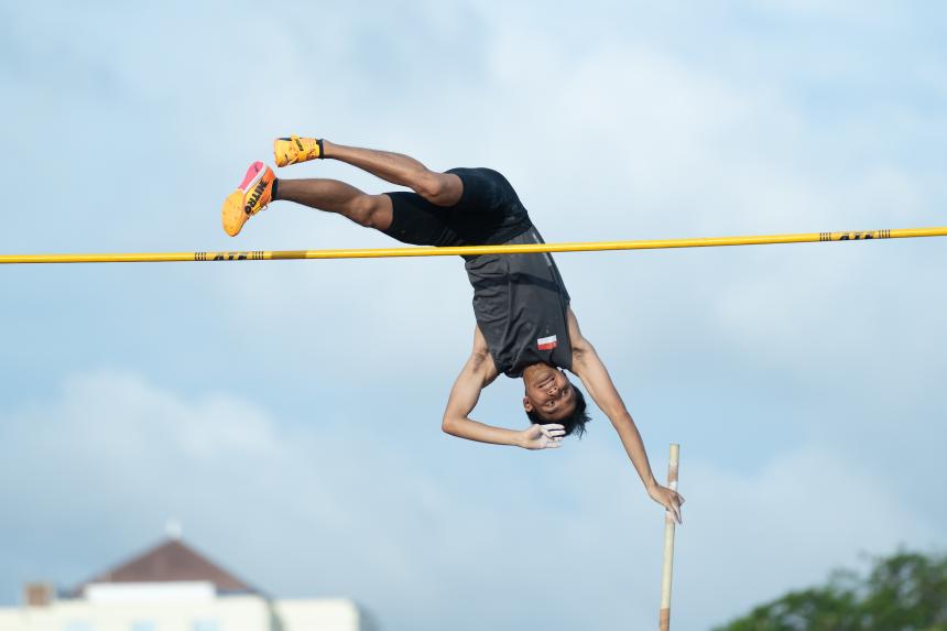 Low Jun Yu breaks national pole vault record for the seventh time with 5.34m effort | The ...