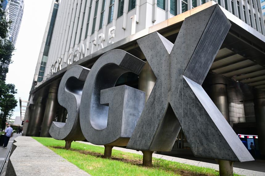 Banks catapult STI to 6-year high as Singapore stocks extend gains ...