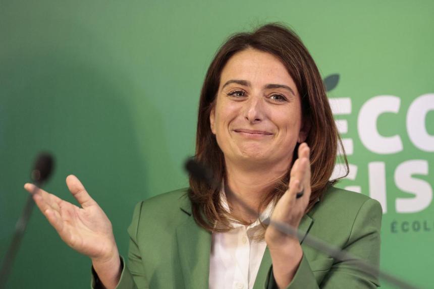 Green blazer becomes the symbol of France's newest political star | The ...