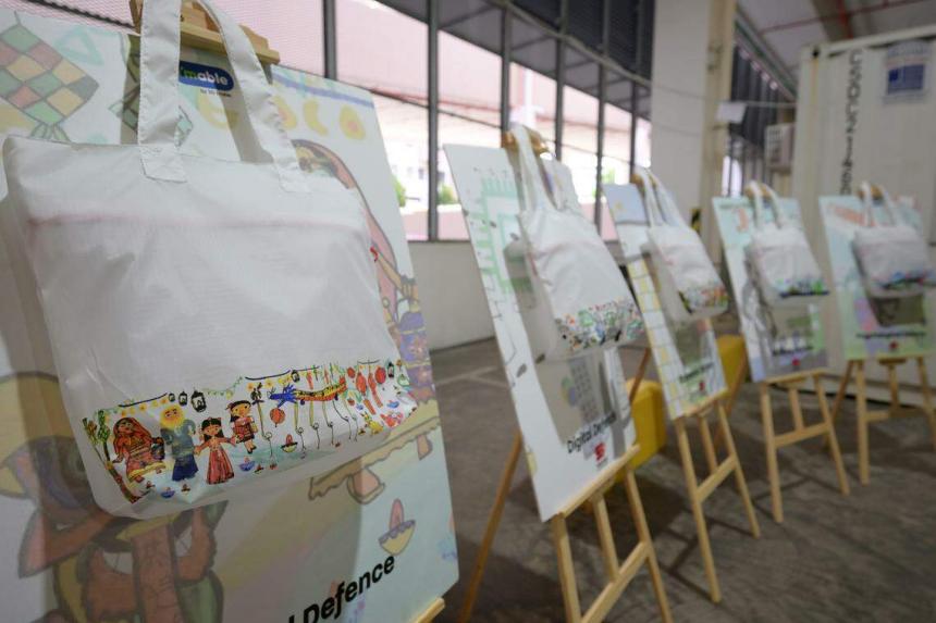 Soldiers don exoskeleton suits, operate automated packing line to ...