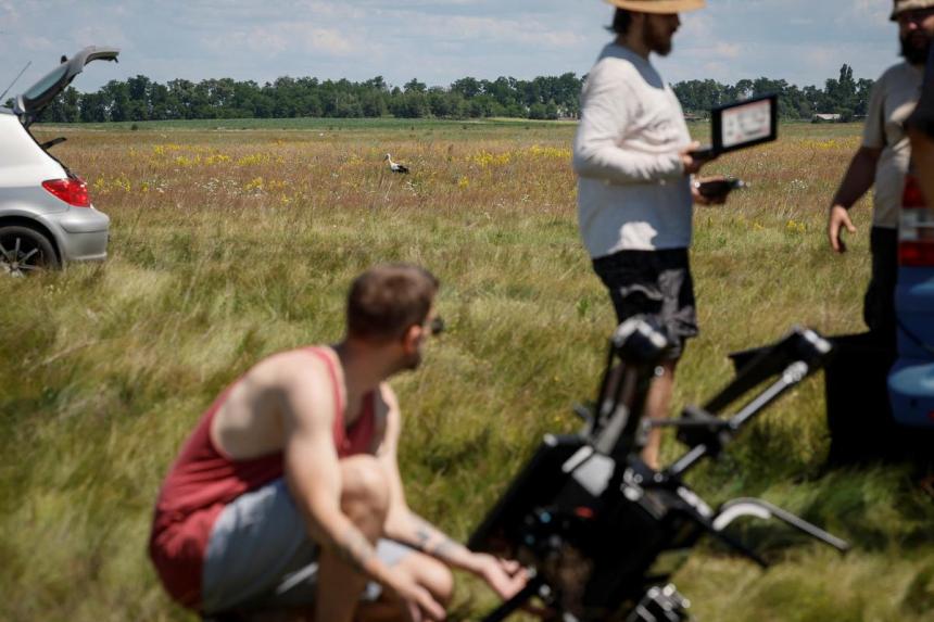 Ukraine rushes to create AI-enabled war drones | The Straits Times