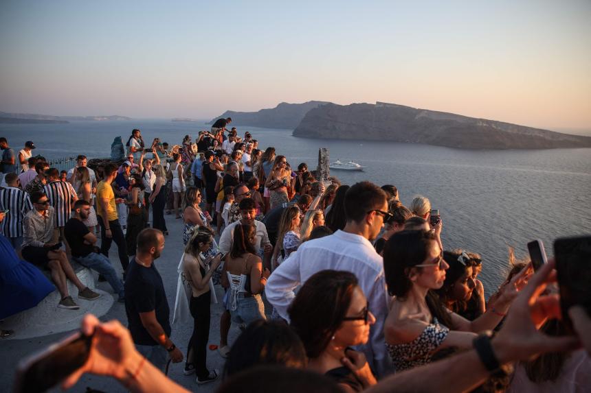 Greece’s ‘Instagram island’ Santorini nears saturation point | The ...