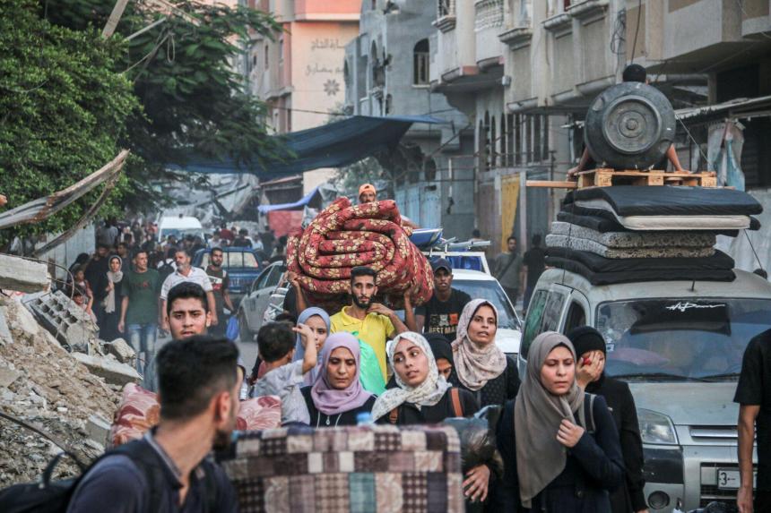 As fighting rages, displaced Gazans struggle with disease and lack of ...