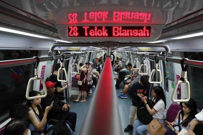 Reliability of Circle Line will ‘go straight up’ after full line is ...