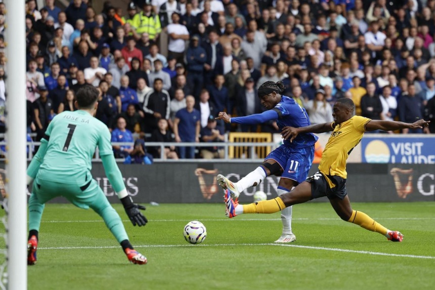 Madueke hits hat-trick as Chelsea thrash Wolves 6-2 | The Straits Times