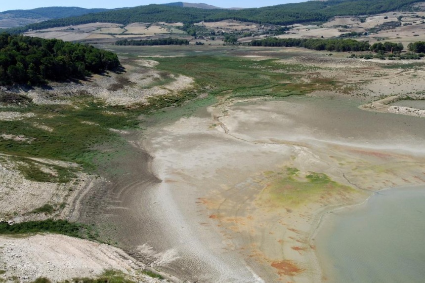 Water profiteers thrive in Sicily as drought intensifies | The Straits ...