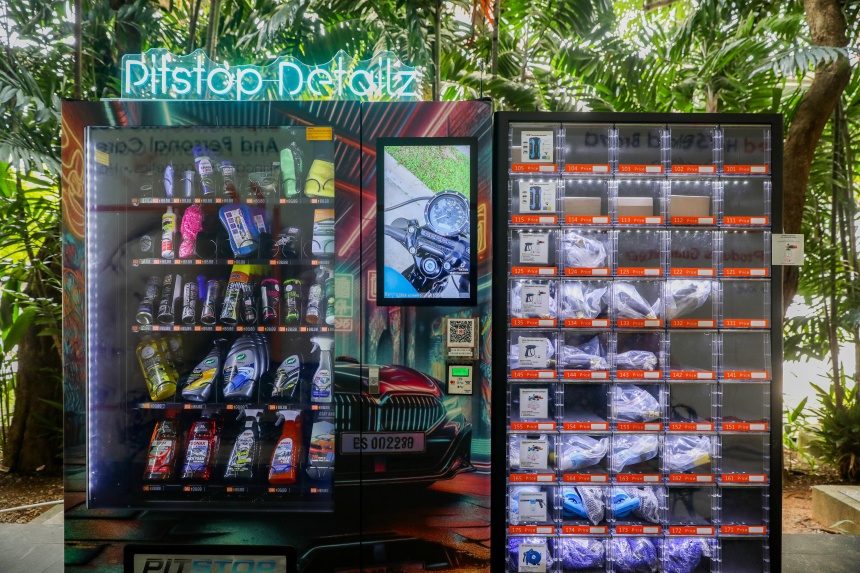 Online retailers turn to vending machines to boost sales, market ...