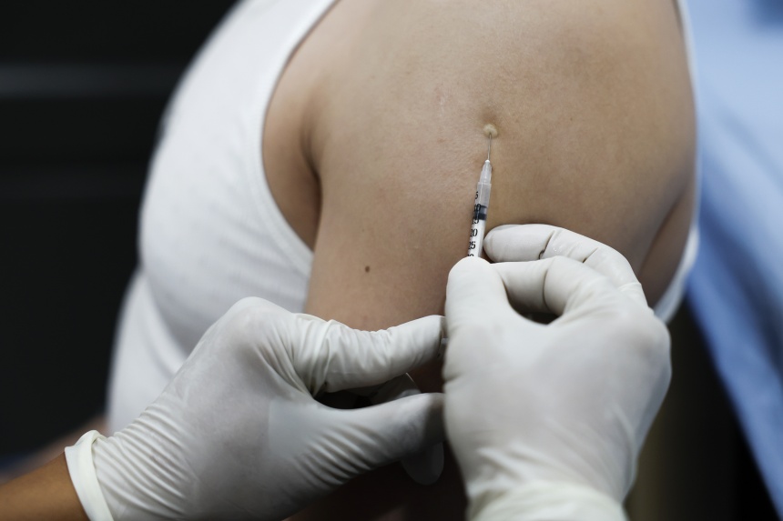 Older S’poreans vaccinated for smallpox shielded from mpox | The ...