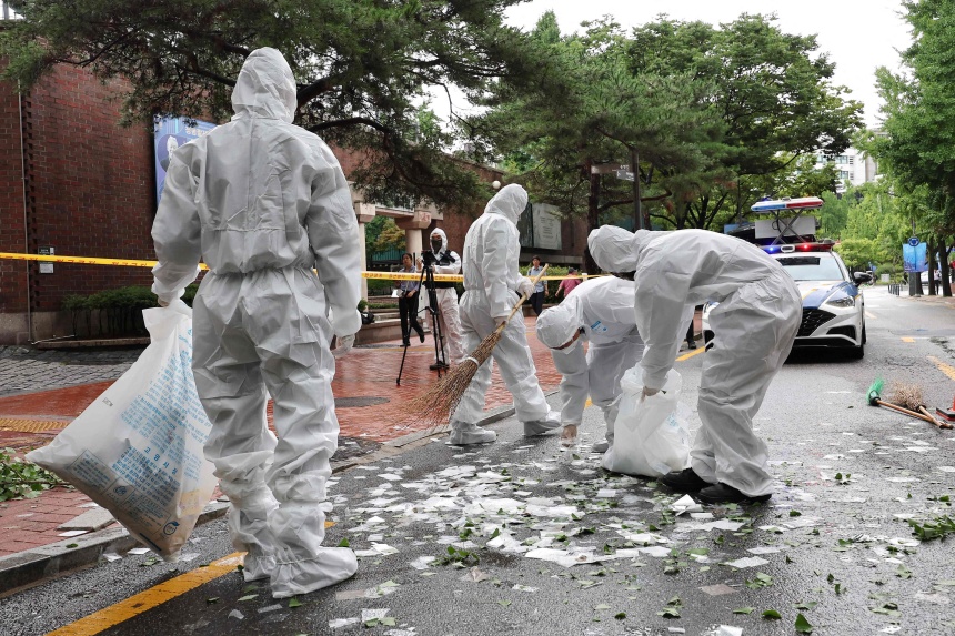 North Korea sends hundreds more trash balloons south: Seoul's military ...