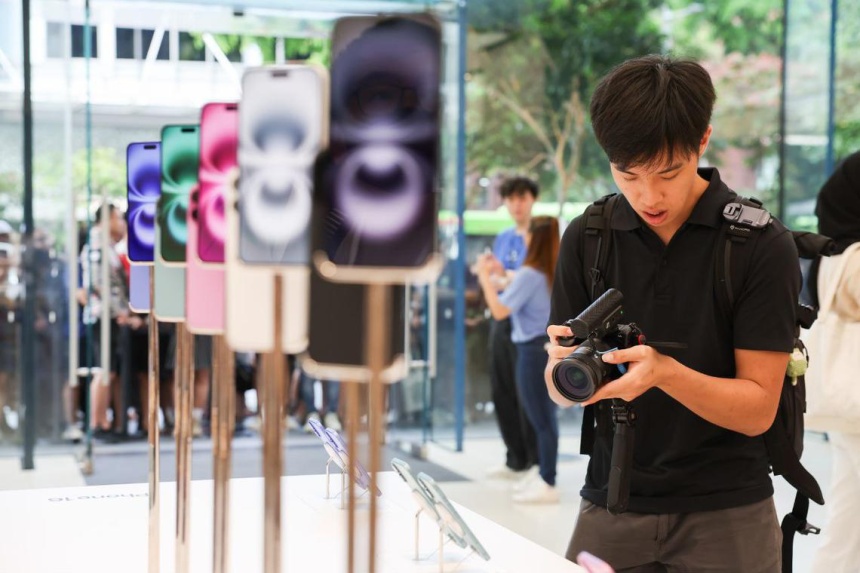 Apple’s iPhone 16 launches to cheers and applause as hundreds queue ...