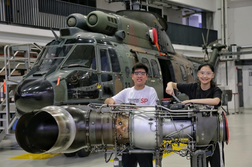Singapore Poly students first to get hands-on experience with Super ...