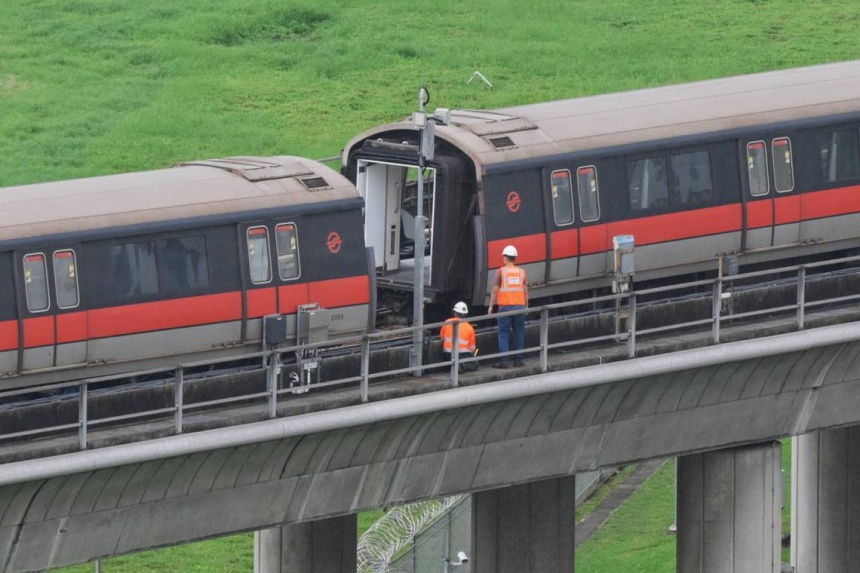 [CONSOLIDATED] No train service on East-West Line from Boon Lay to ...