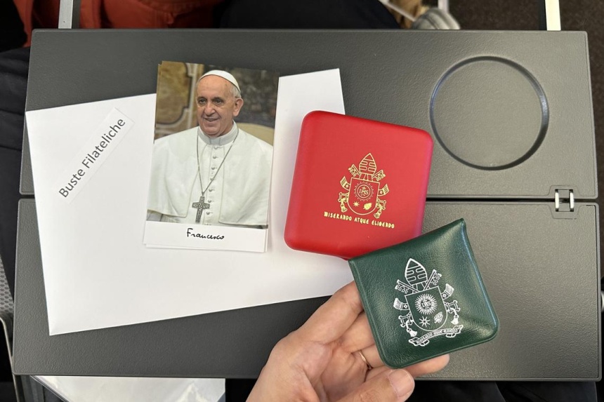 On flight home, Pope Francis speaks of Singapore as ‘New York of the ...