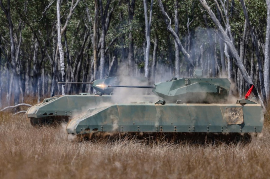 SAF soldiers, new war machines earn their stripes in Shoalwater Bay ...