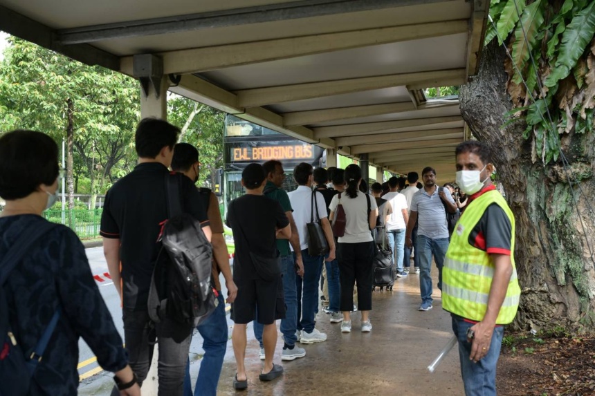 MRT disruption: All damaged rail segments on East-West Line replaced ...
