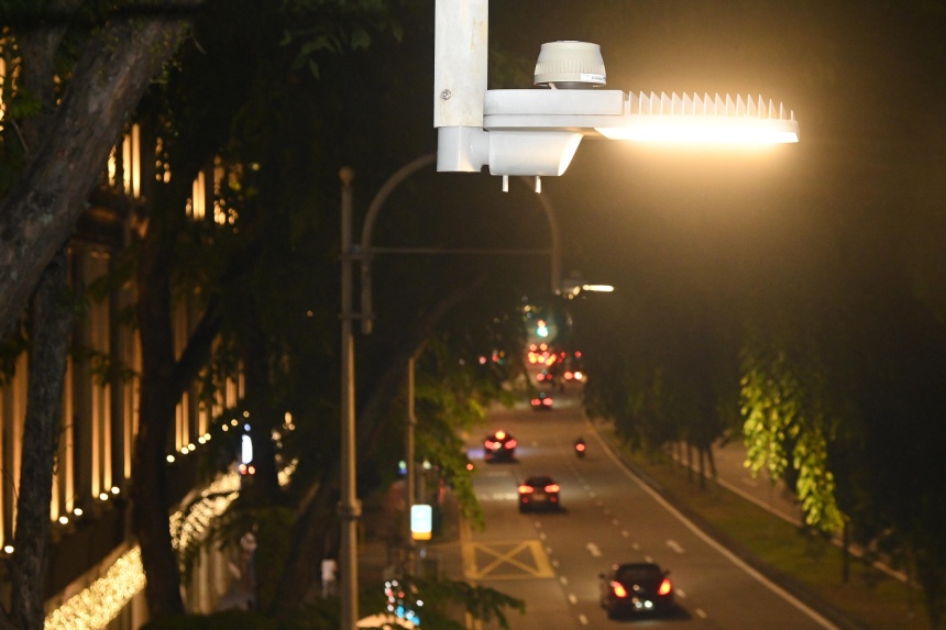 Smart light system to be installed at cycling paths, overhead bridges ...
