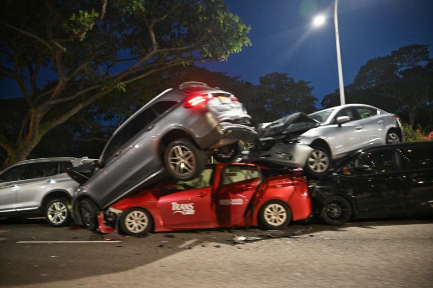 3 taken to hospital after 9-car accident on ECP | The Straits Times
