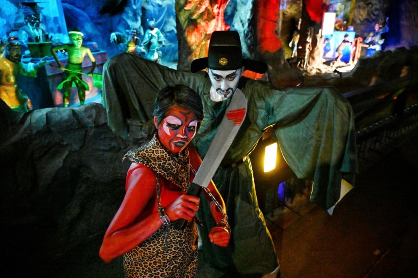 Scaring people for $16 an hour: 8 things to know about Singapore’s Halloween industrial complex ...