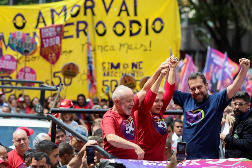 Sao Paulo mayoral vote goes to runoff between center-right incumbent ...