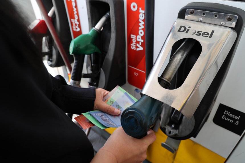 Stronger ringgit and softer oil prices position Malaysia to phase out ...