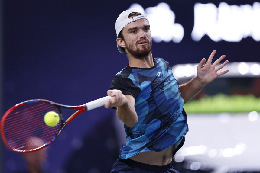 Tomas Machac knocks world No. 2 Carlos Alcaraz out of Shanghai Masters ...