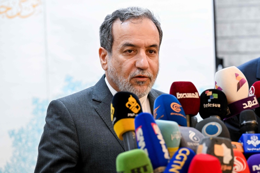 Iran foreign minister says ‘no red lines’ in defending itself | The ...