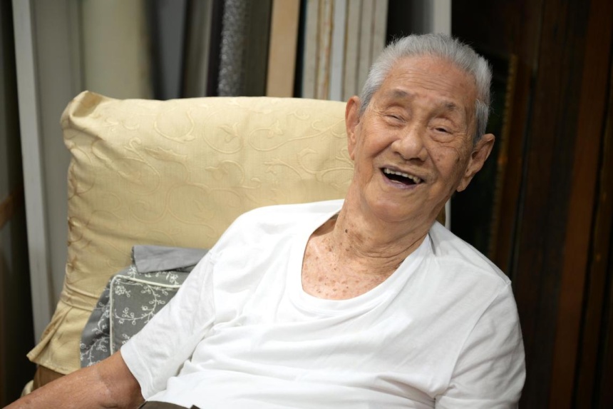 ‘Art has given me longevity’: Lim Tze Peng, 103, ebullient about National Gallery solo ...