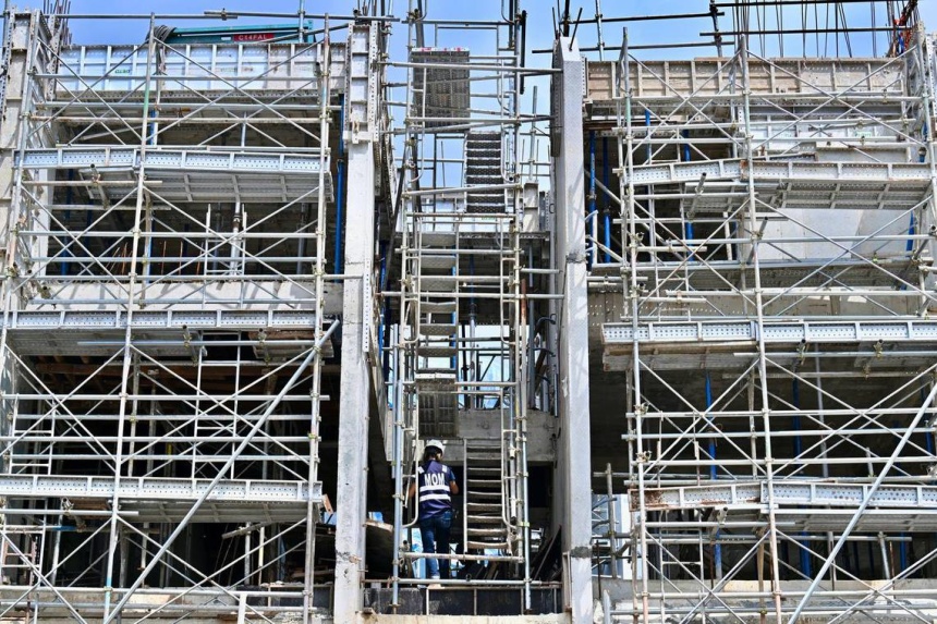 Construction firms urged to take safety timeout after 10 workplace ...