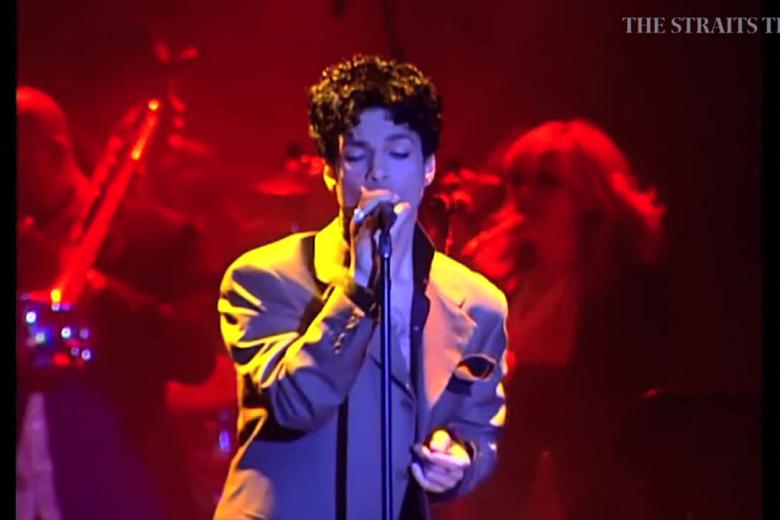 Sales soar for late singer Prince as his music tops Billboard charts ...