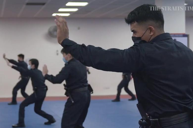 Singapore prison officers' defence training on handling aggressive ...