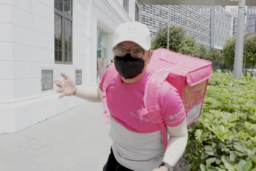 Walking on the job: ST journalist John Lui tries out food delivery on ...