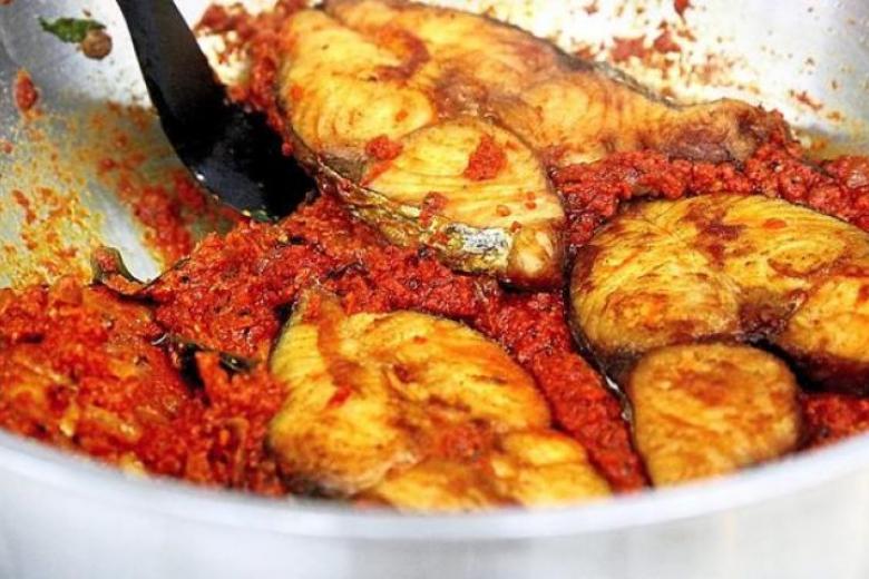 4 recipes by cookbook author Devagi Sanmugam: Coconut fish, ayam ...