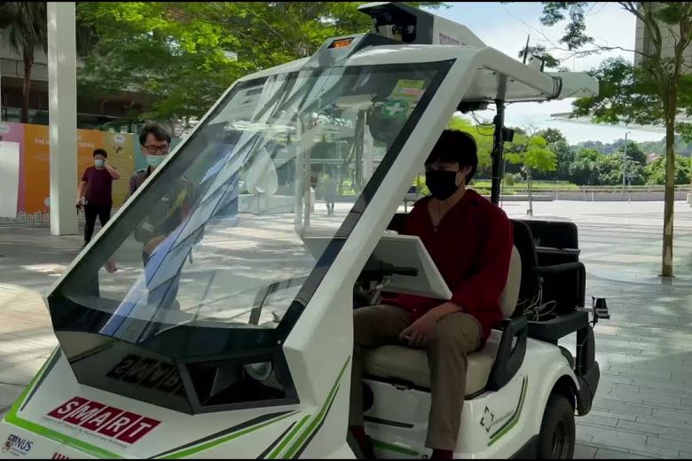 Robot parade: NUS students try out self-driving scooter, golf carts on ...