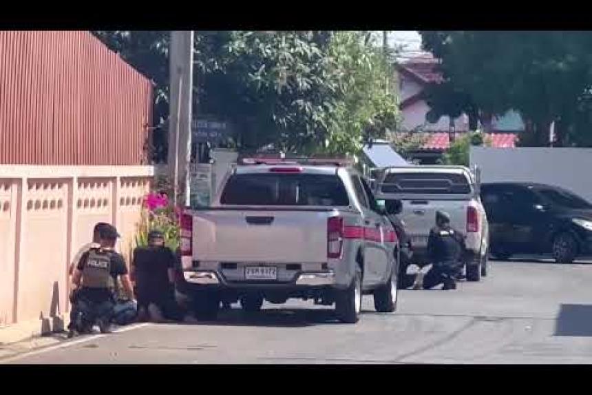 After 15-hour stand-off, Thai police shoot dead gunman who killed 3 ...