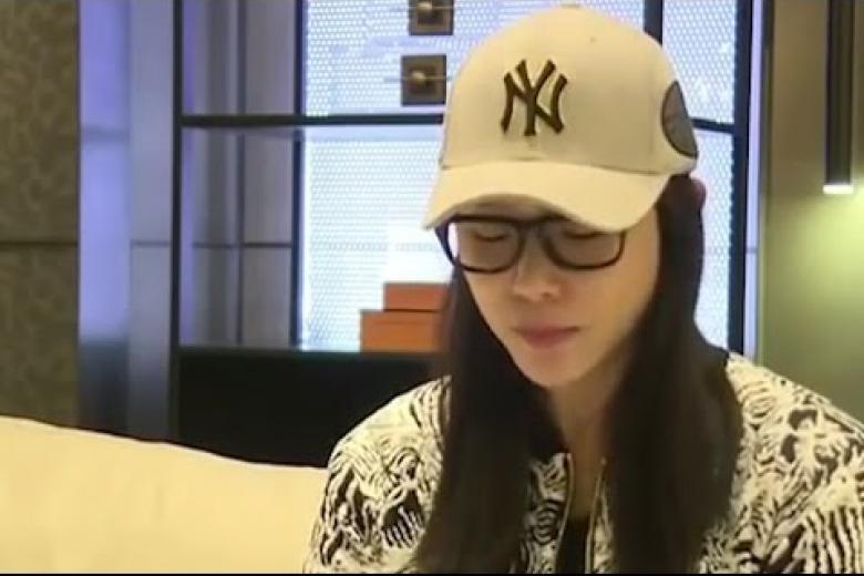 Model Zhao Yaqi makes tearful apology for affair with Chinese badminton ...