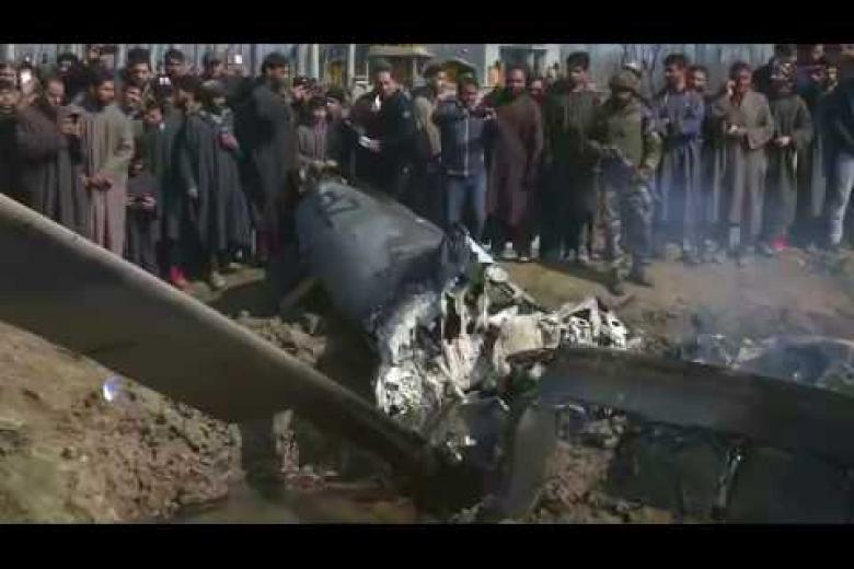 Pakistan says it shot down Indian jets, carried out air strikes in ...