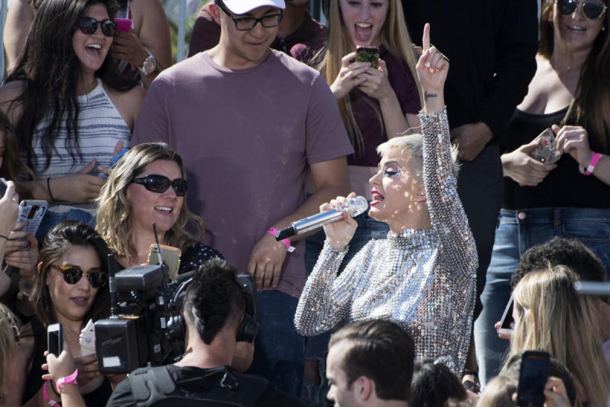 In Pictures: Katy Perry's Witness World Wide | The Straits Times