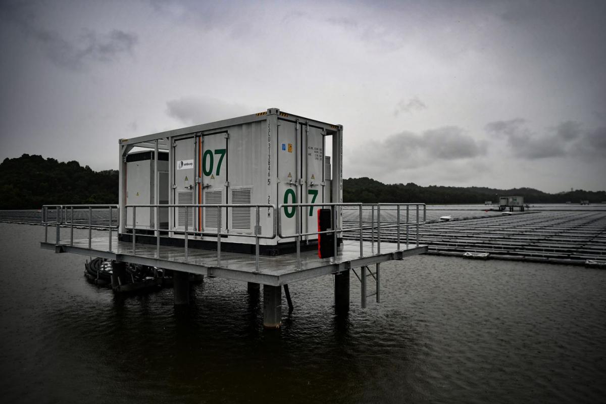 In Pictures: Tengeh floating solar farm officially opens | The Straits Times