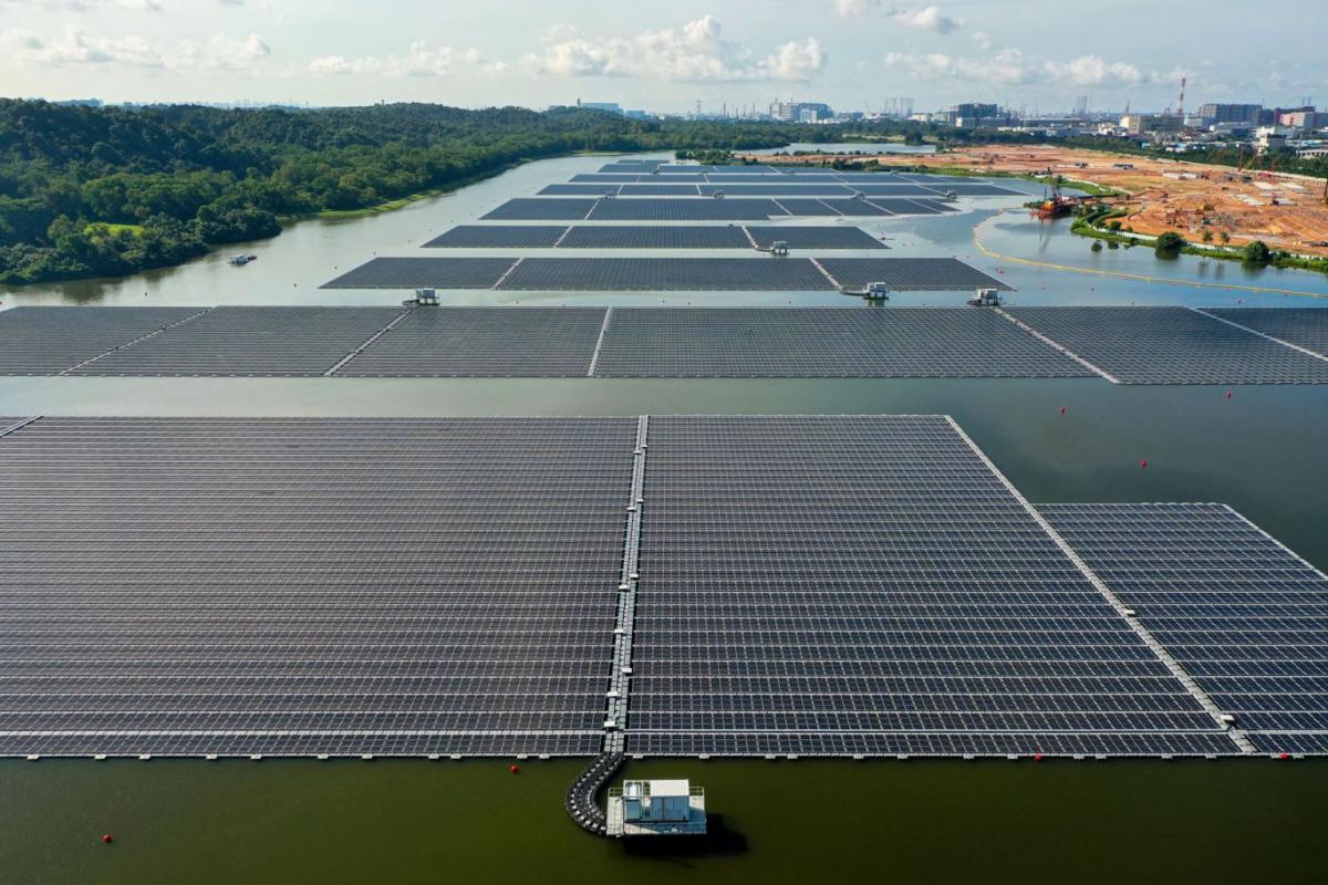 In Pictures: Tengeh floating solar farm officially opens | The Straits Times