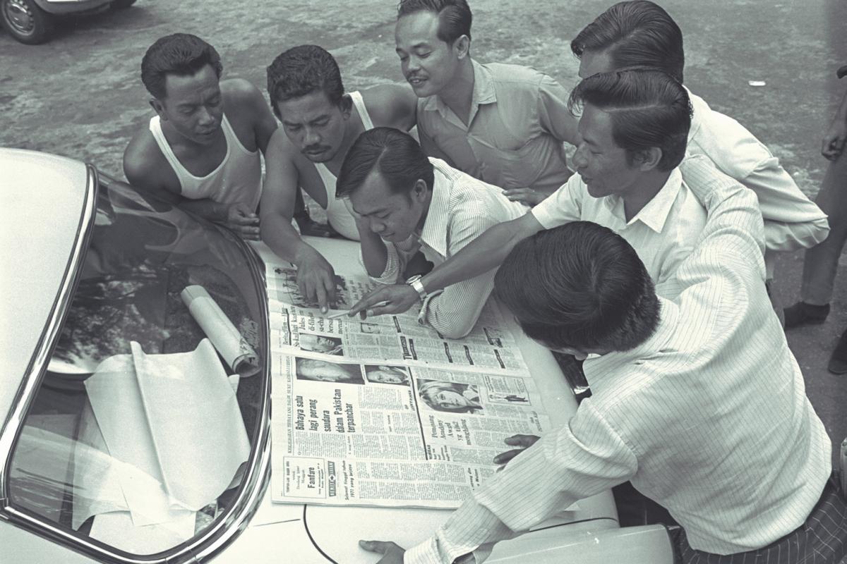 News in print again | The Straits Times