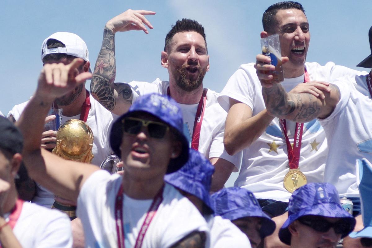 In Pictures: Argentina World Cup victory parade attracts massive crowd ...
