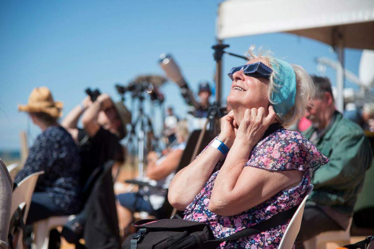 In Pictures: Total solar eclipse seen in Australia | The Straits Times