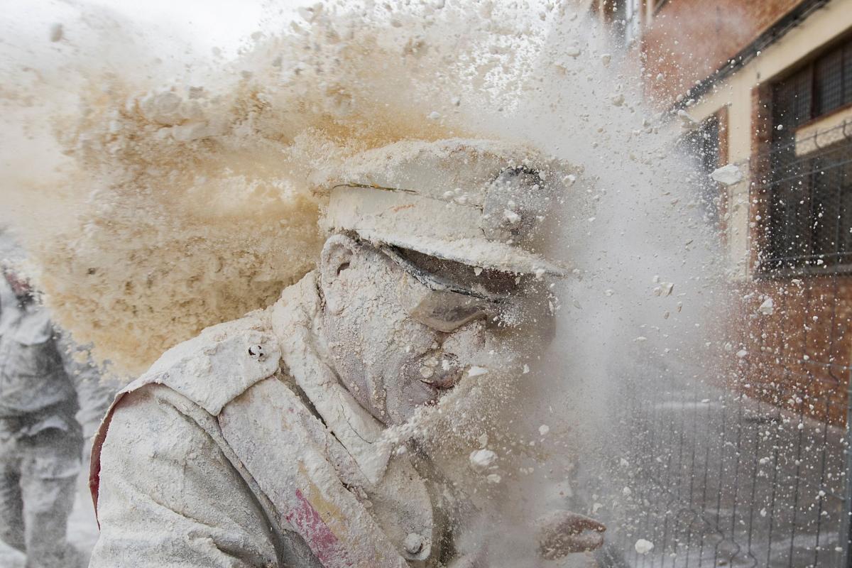 In Pictures: Spain’s traditional festival of ‘Els Enfarinats’ | The ...