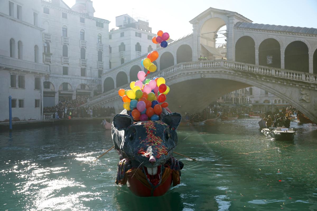 In Pictures: Italy’s Venice Carnival | The Straits Times